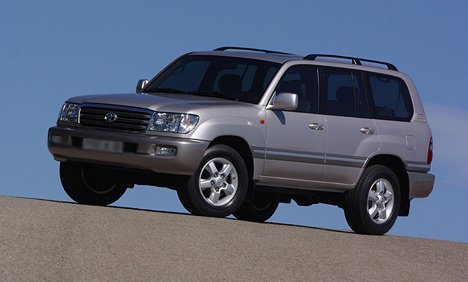Toyota Land Cruiser (J100, facelift 2002) 4.2 TD (204 Hp) 4WD